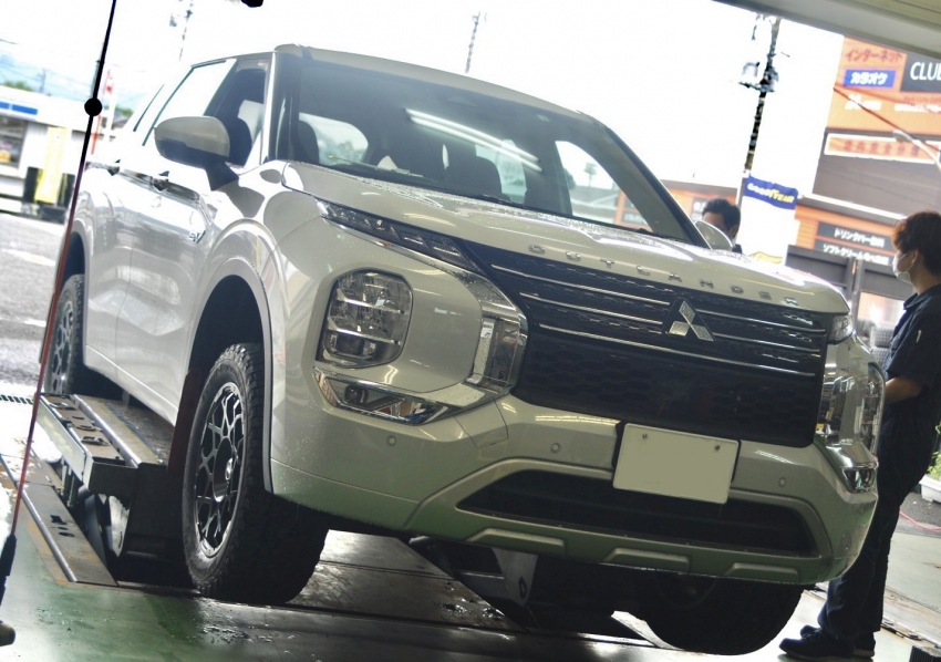 新型アウトランダーをBFトレールテレーン255/55R18！！｜タイヤ市場佐野店｜タイヤ・スタッドレス・オールシーズンが安いタイヤ専門店